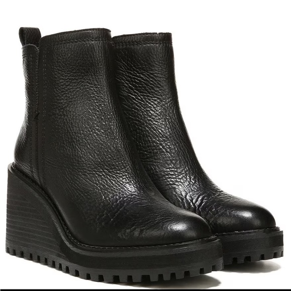 Zodiac | Shoes | New Zodiac Julie Leather Platform Wedge Bootiesblack ...